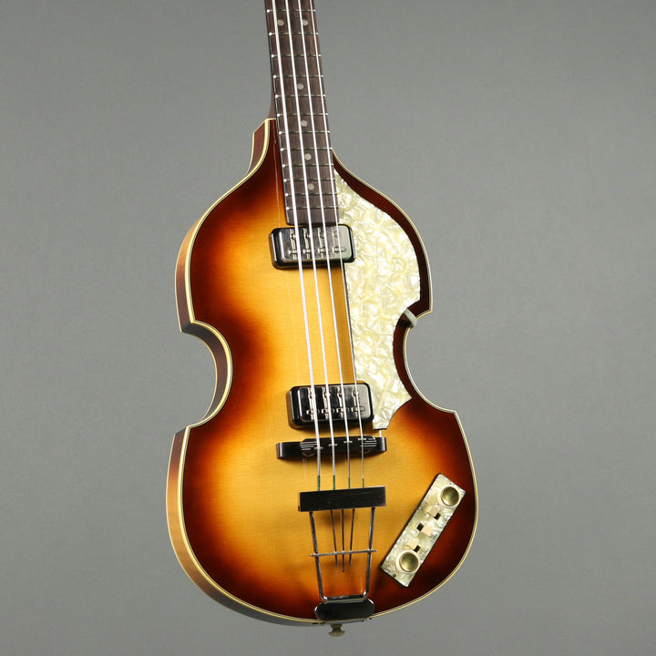 Bass | Shop Vintage & Pre-owned Basses Online – Emerald City Guitars